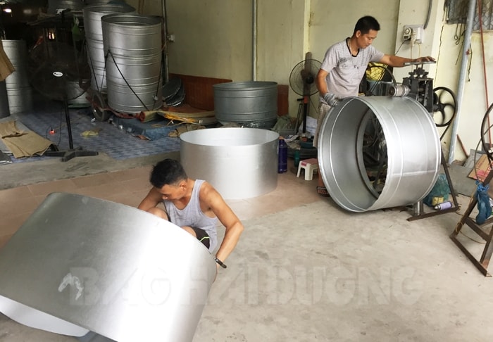 Thùng tôn đựng thóc bán chạy