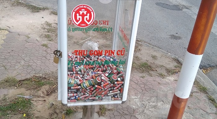 Cần thu gom pin cũ đúng cách