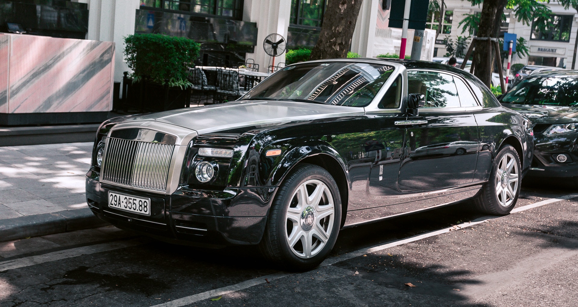 Đi 13 năm, Rolls-Royce Phantom Coupe của đại gia Hà Nội vẫn đẳng cấp ...