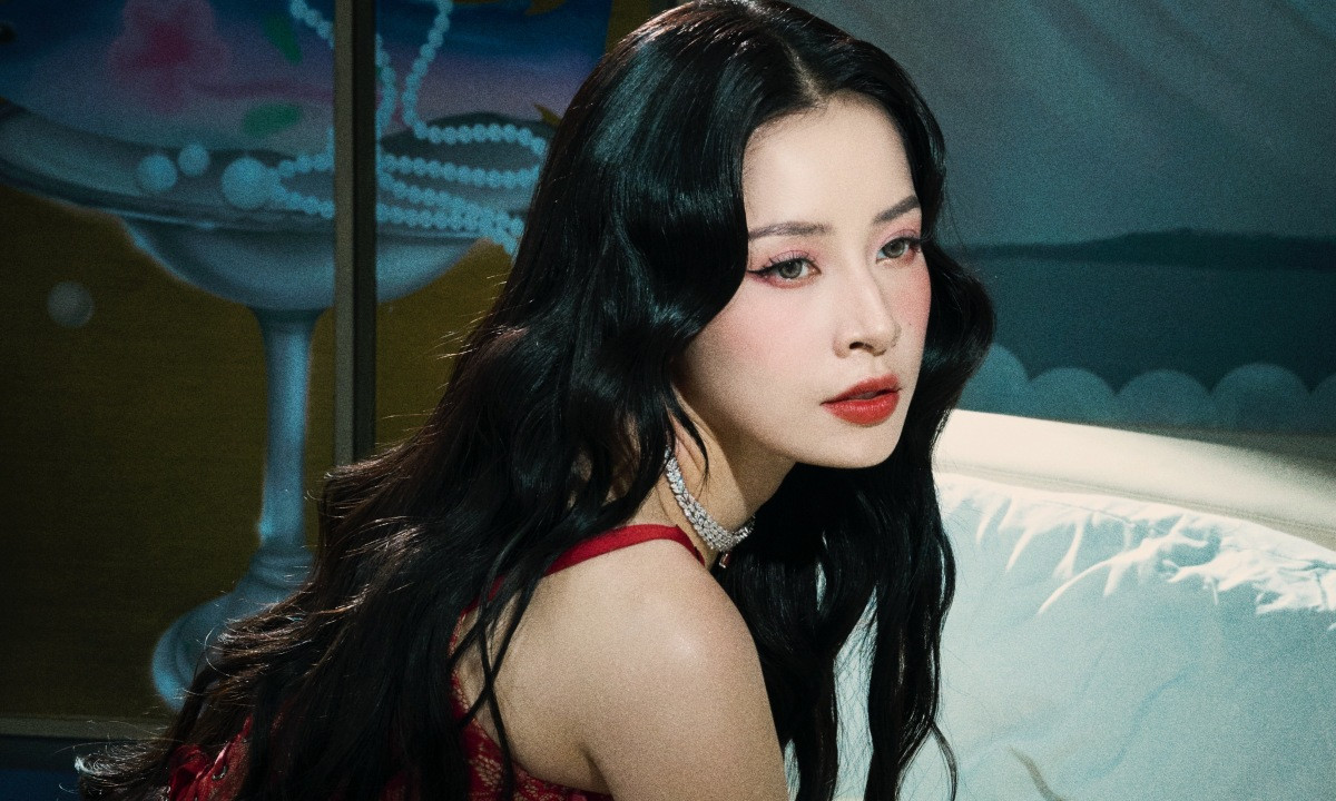 Chi Pu ra MV tiếng Trung đầu tay