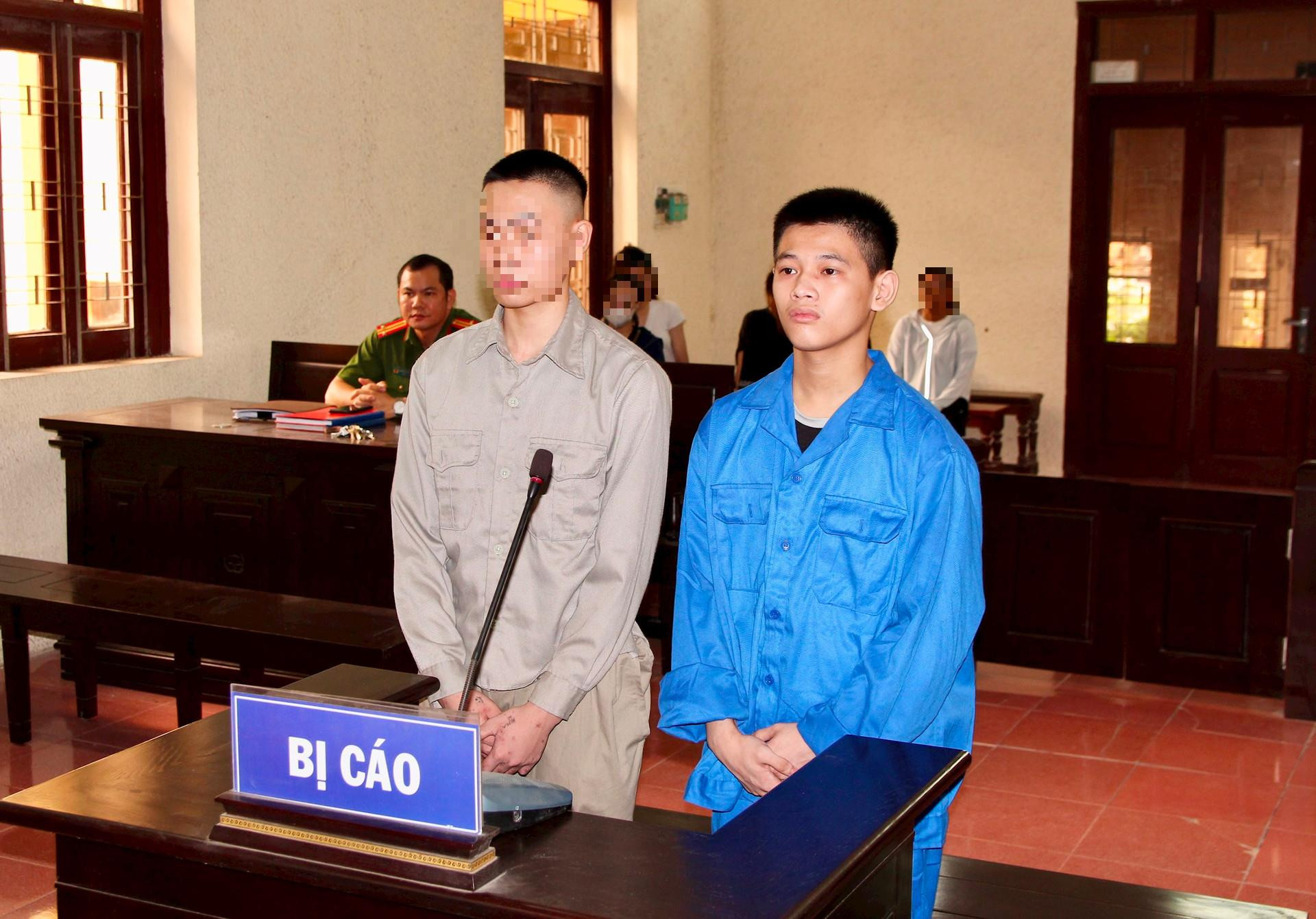 Cặp đôi nhí vác đao đi cướp tài sản trong đêm ở TP Hải Dương lĩnh hơn 9 ...