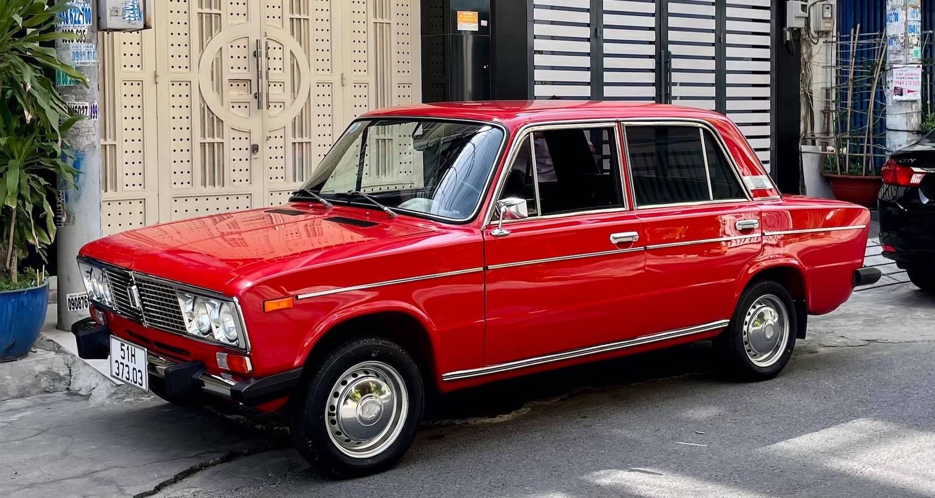 Những mẫu ô tô Nga huyền thoại một thời gắn bó với người Việt Nam