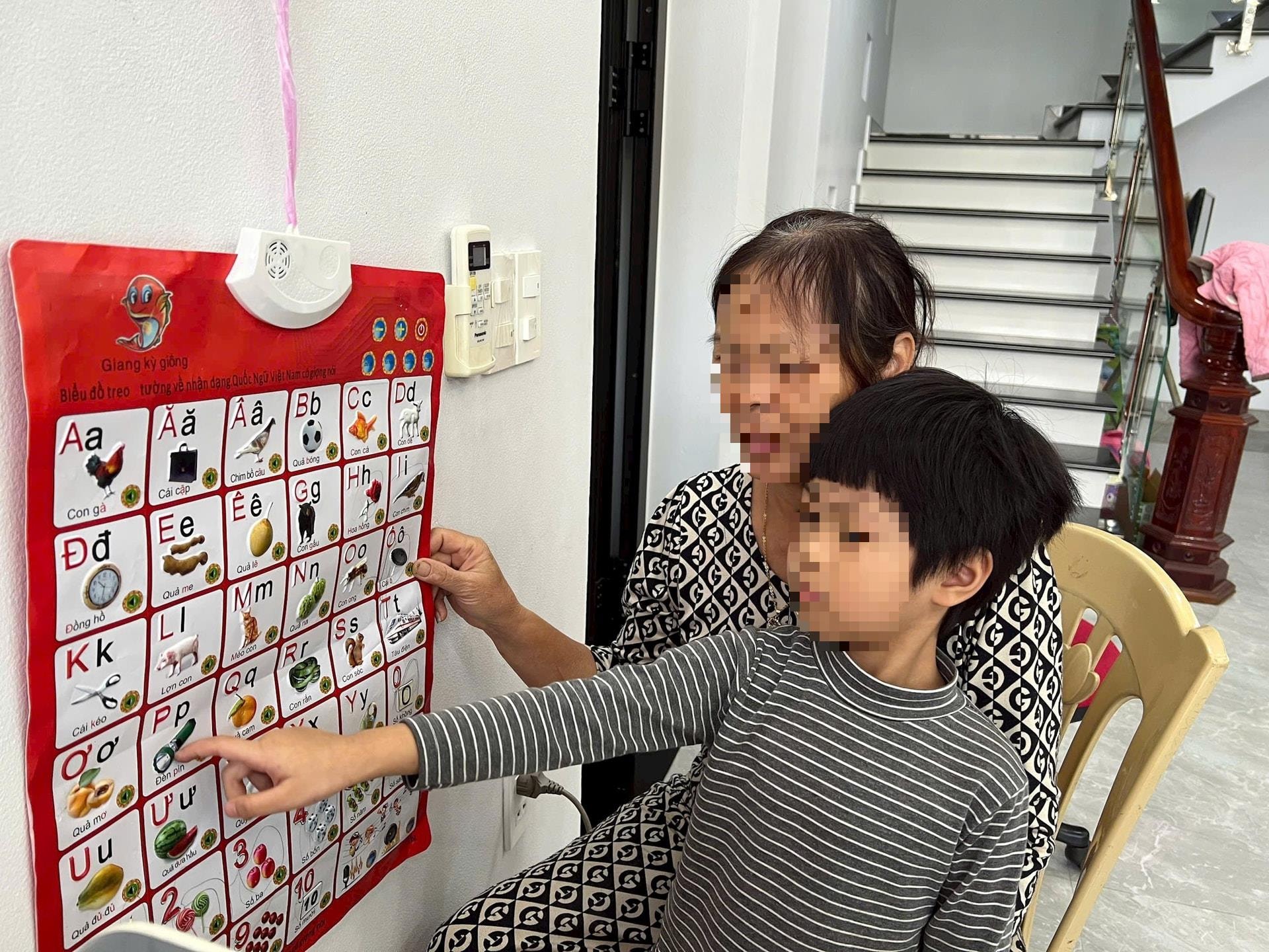 Hai lần làm cha mẹ