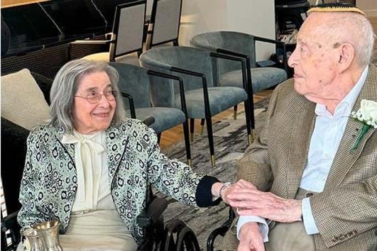 Couple over 100 years old get married after nearly 10 years of dating