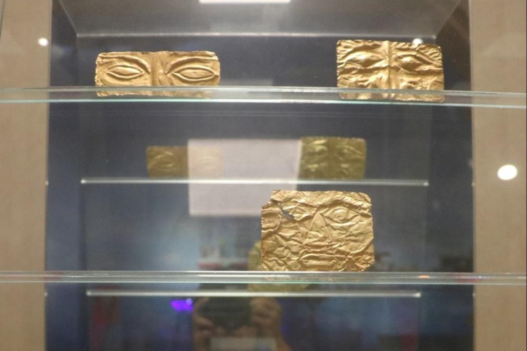 Chiêm ngưỡng bảo vật quốc gia 3 mặt nạ vàng có niên đại hơn 2.000 năm