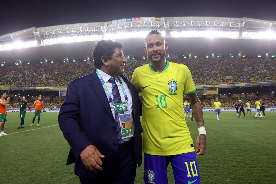 Tòa án cách chức Chủ tịch Liên đoàn bóng đá Brazil