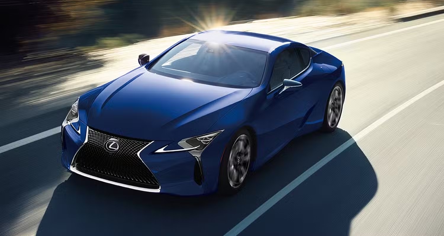 Lexus khai tử mẫu xe đẹp nhất của mình vì chỉ bán được vài chiếc mỗi năm