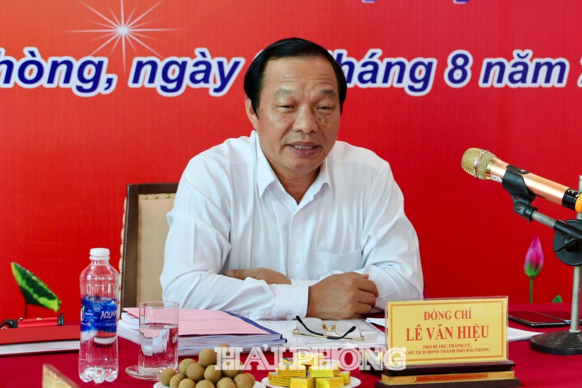 Đồng chí Lê Văn Hiệu kiểm tra công tác chuẩn bị Đại hội Đảng ở 4 xã, phường