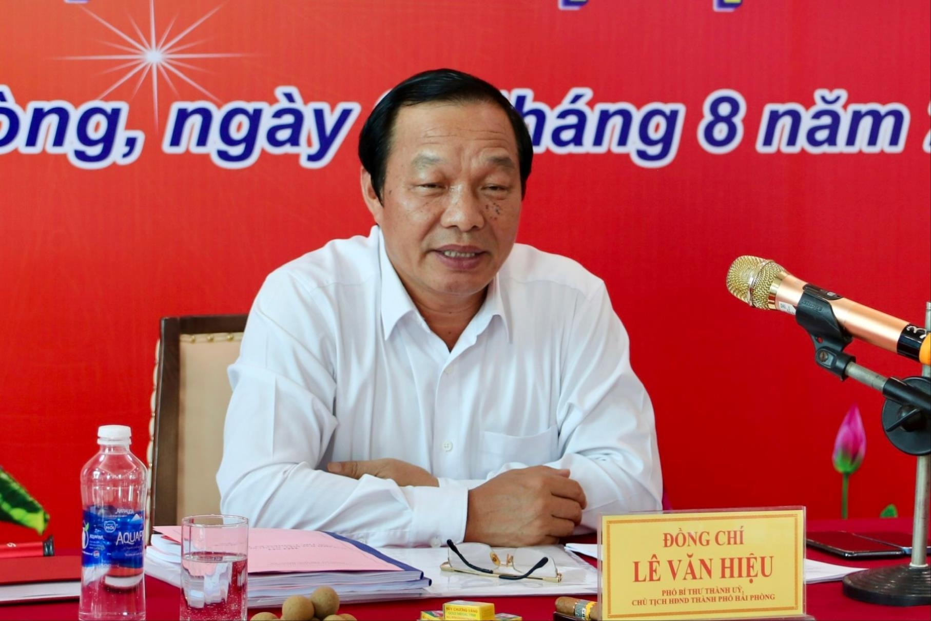 Đồng chí Lê Văn Hiệu kiểm tra công tác chuẩn bị Đại hội Đảng ở 4 xã, phường