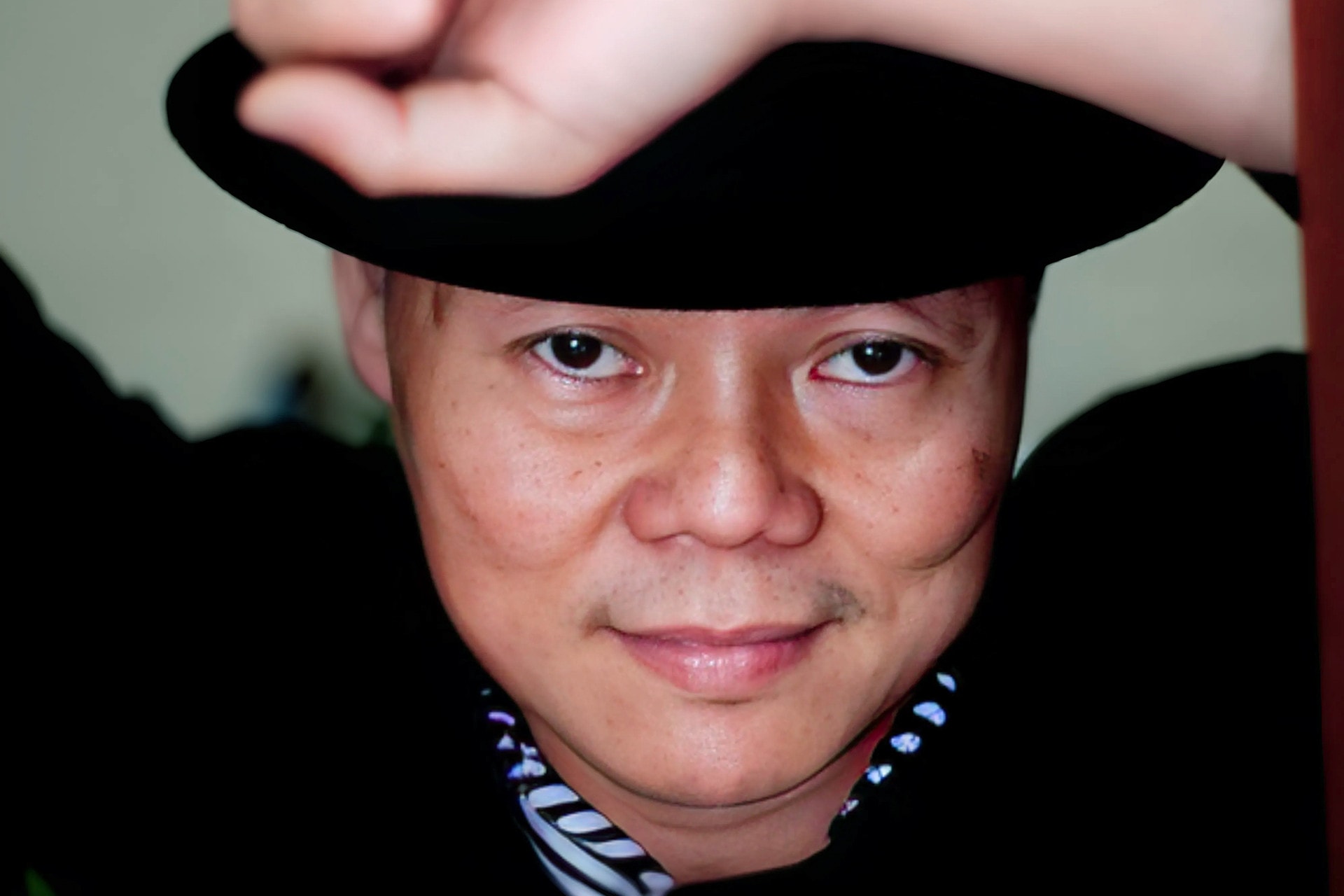 Truy nã khẩn cấp Đoàn Bảo Châu về tội chống nhà nước