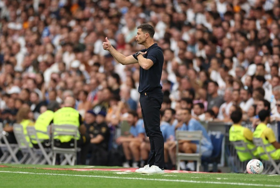 Xabi Alonso đi vào lịch sử Real Madrid