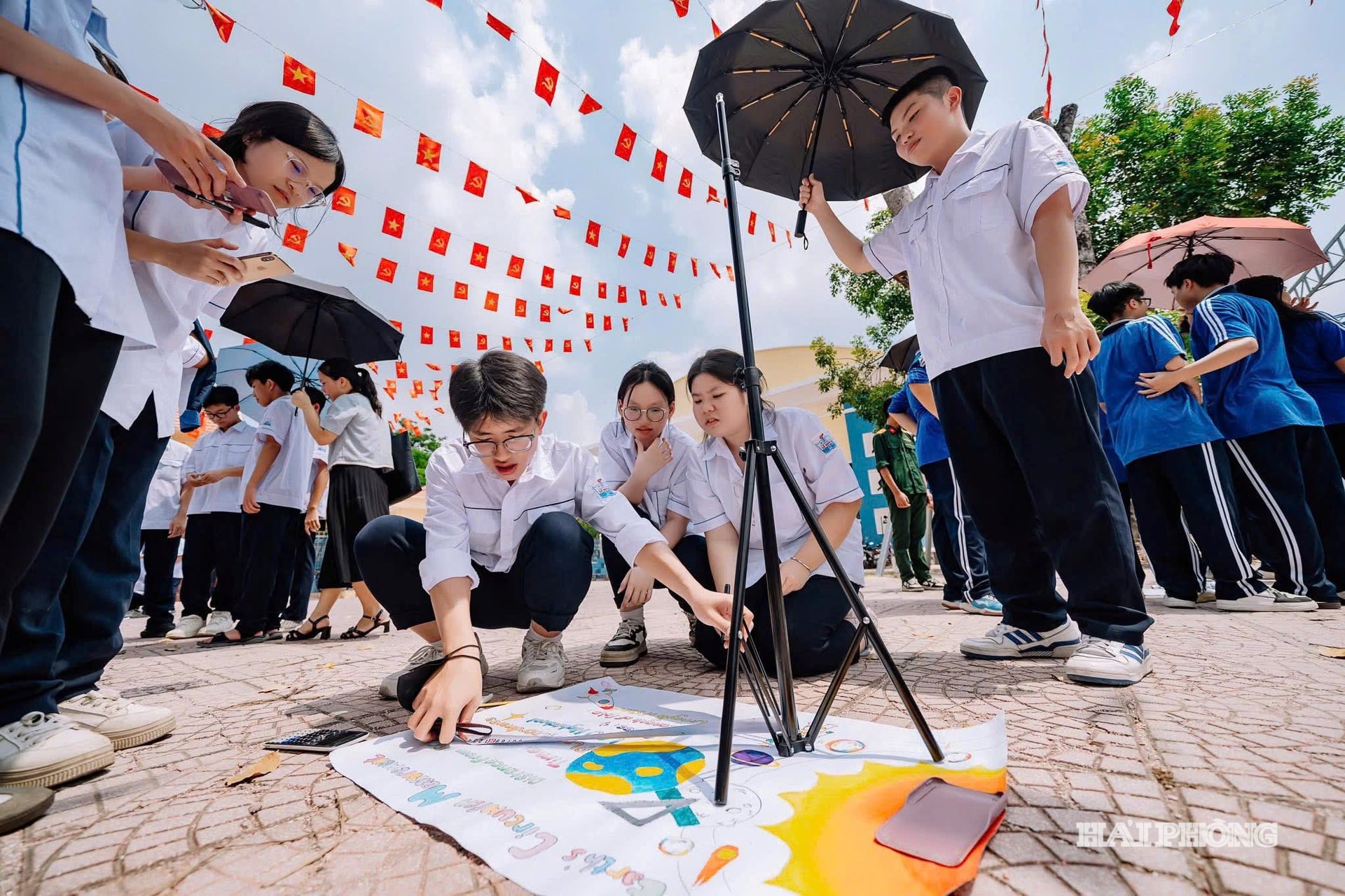 Khơi dậy niềm yêu thích khoa học qua chuyên đề “Đo chu vi Trái đất”