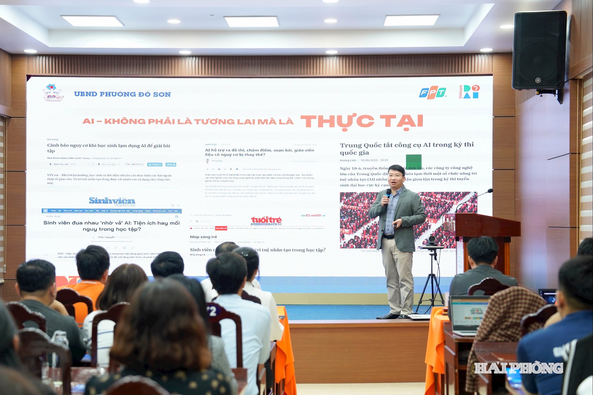 FPT School Hai Phong organizes AI training for nearly 100 teachers