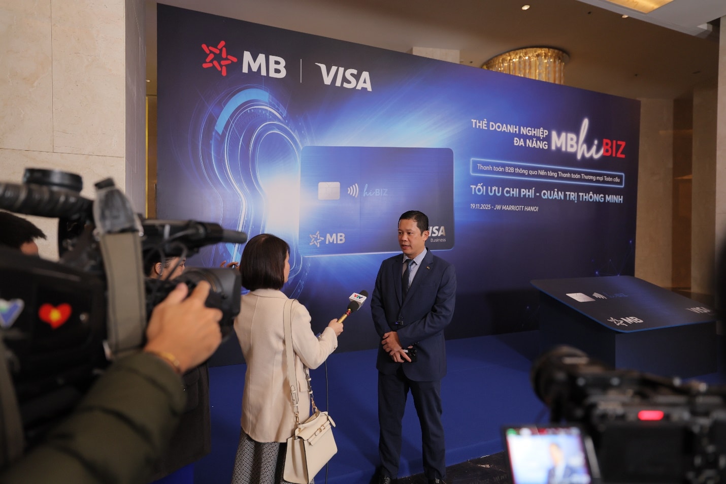 Thúc đẩy chuyển đổi số doanh nghiệp với MB Visa Hi BIZ