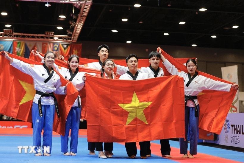 Việt Nam xếp thứ 2 trên bảng tổng sắp huy chương SEA Games 2025.