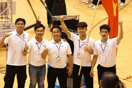 Trường Đại học Lạc Hồng vô địch Robocon Việt Nam 2026